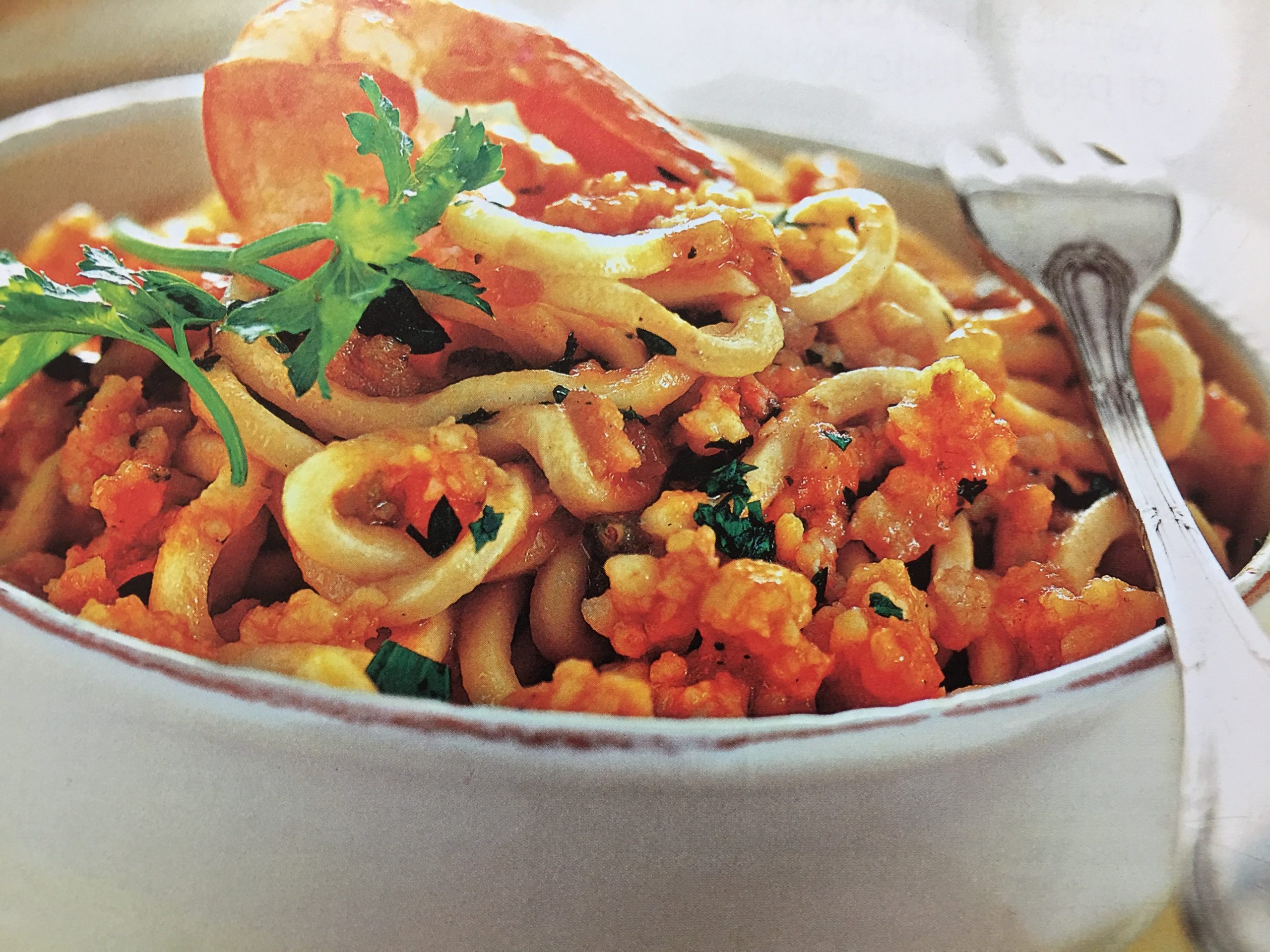 Ricetta Troccoli con ragù di gamberi e verdure Mangiare Pugliese